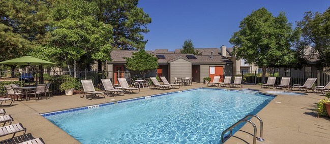 Reflection Pointe Apartments | Flowood, MS Apartments