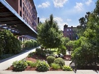 Stockbridge Court Apartments | Springfield, MA Apartments