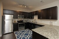 The Terraces at Perkins Rowe Apartments | Baton Rouge, LA Apartments